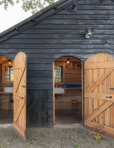 Glamping Hampshire with Hot Tub Manor Farm at Featherdown Farms
