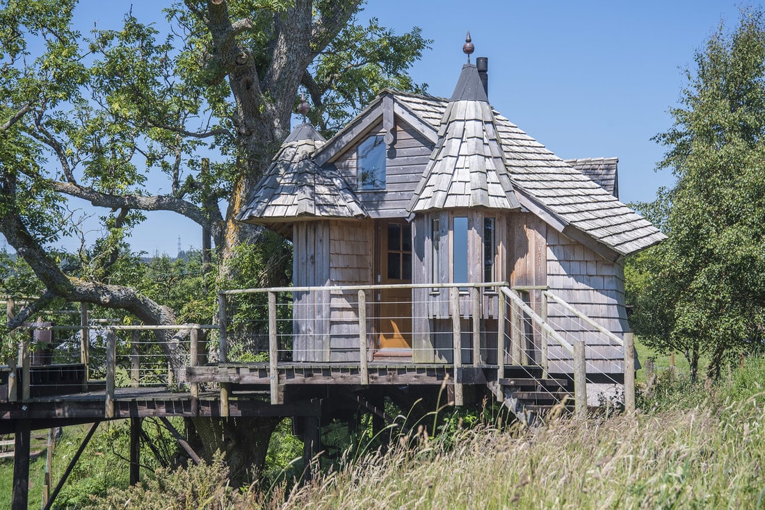 Glamping Scotland Craighead Howfs in treehouse and hobbit huts