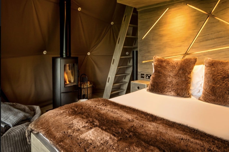 Glamping Kent with Hot Tub a Luna Domes
