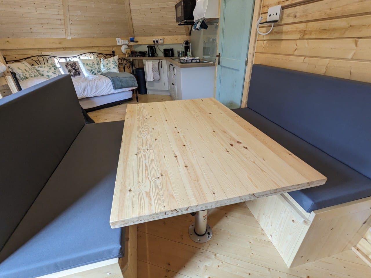 Glamping Kent Woods Meadow Glamping Pods