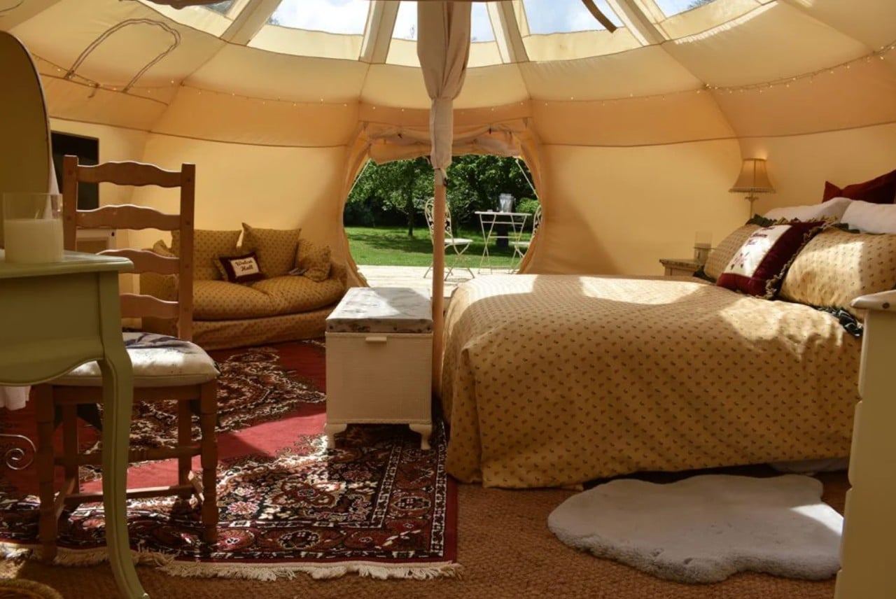 Walcot Hall Glamping near Alkborough Lincolnshire